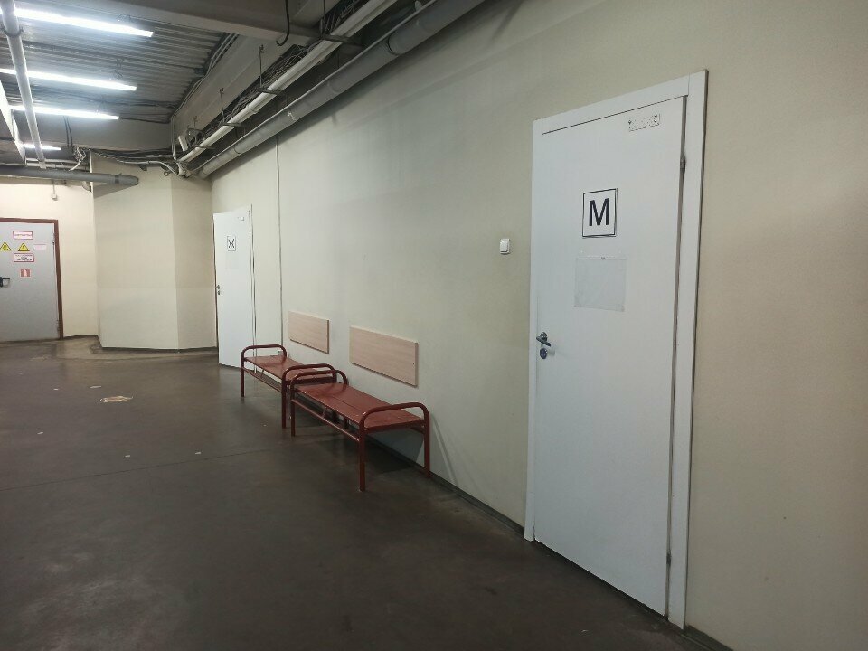 Tuvalet Туалет, Velikiy Novgorod, foto