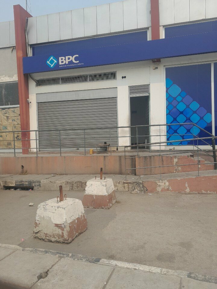 Banka BaPC banco de poupança e crédito, Loanda, foto