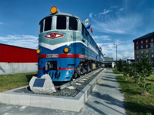 Тепловоз ТЭ3-3003 (Yamalo-Nenets Autonomous Area, Noviy Urengoy), teknoloji anıtı  Novy Urengoy'dan