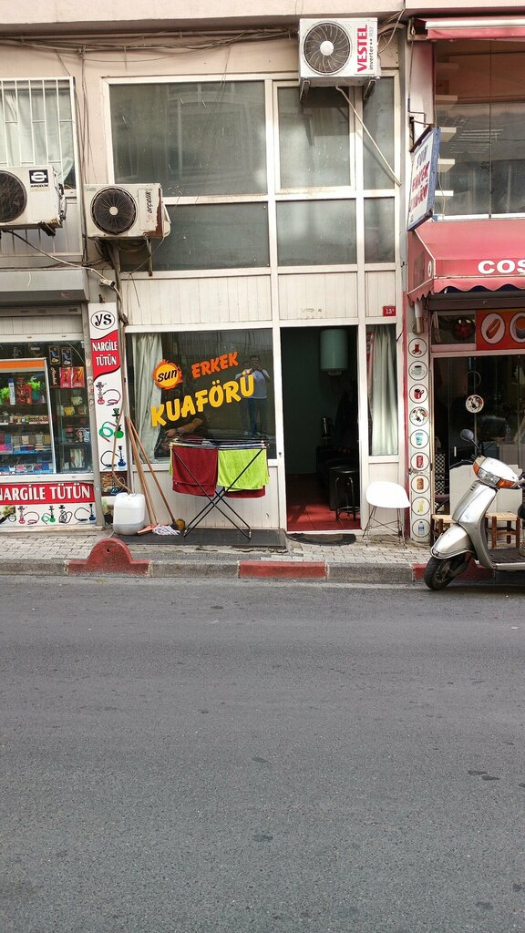 Kuaförler Sun Erkek Kuaförü, İstanbul, foto