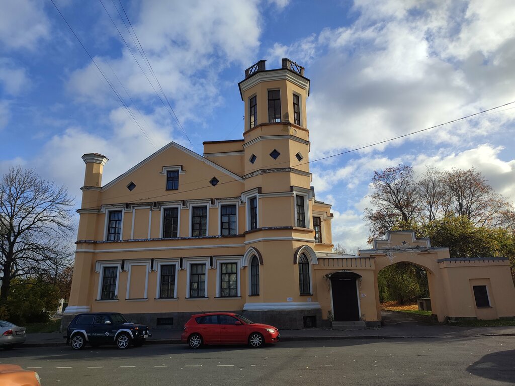 Turistik yerler Дом В.И. Трувеллера, Peterhof, foto