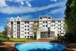 Stayeasy Eastgate (South Boulevard Road No:8, Cyrildene), otel  Johannesburg'dan