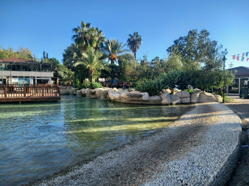 Kültür ve eğlence parkları Erdal İnönü Kent Parkı, Antalya, foto