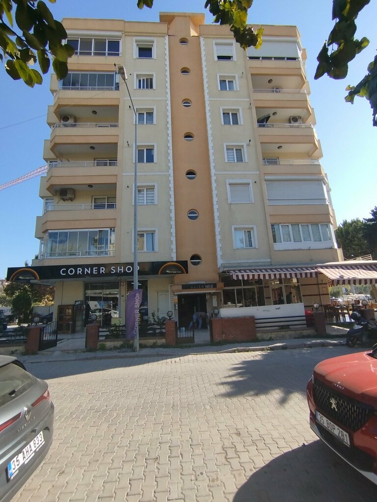 Alkollü içecekler Corner Shop Tekel, İzmir, foto