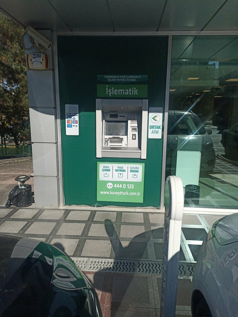 ATM'ler Kuveyt Türk ATM, Ankara, foto