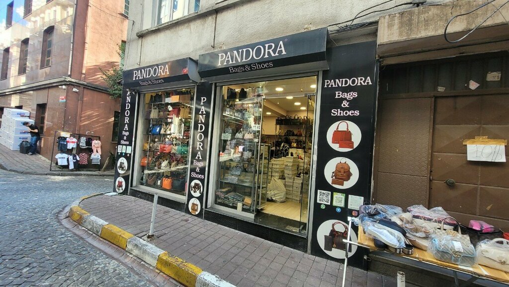 Çanta ve valiz mağazaları Pandorabags, İstanbul, foto
