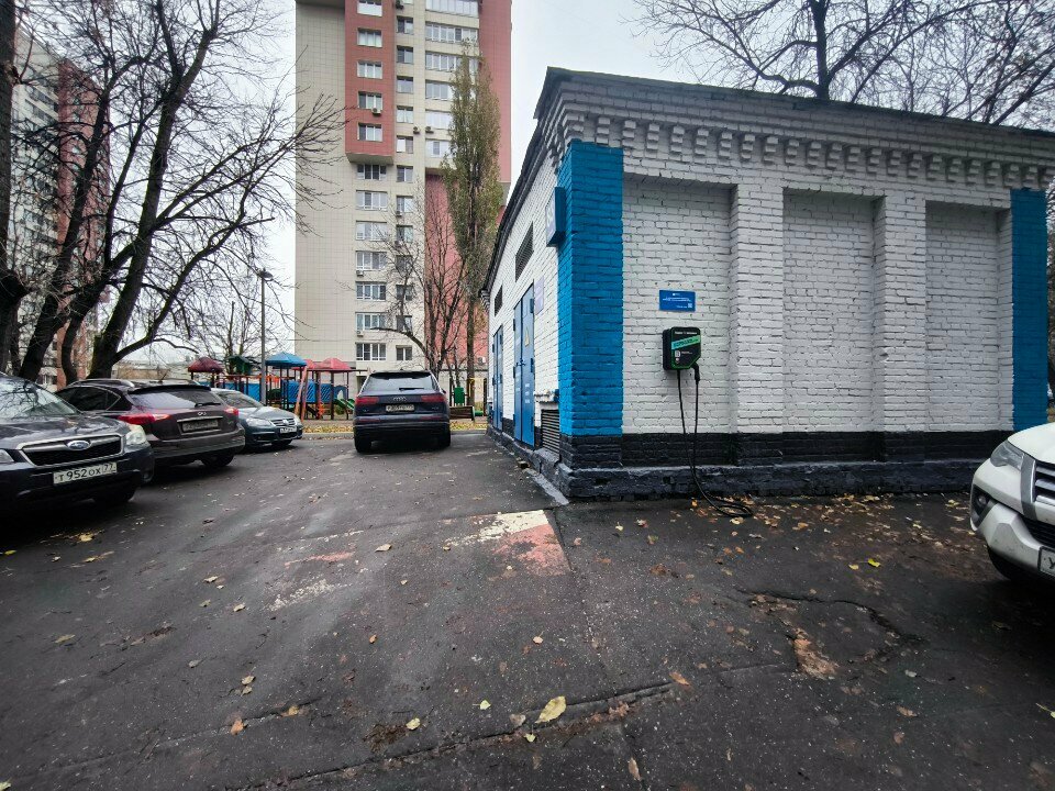 Elektrikli oto şarj istasyonları Яндекс Заправки, Moskova, foto