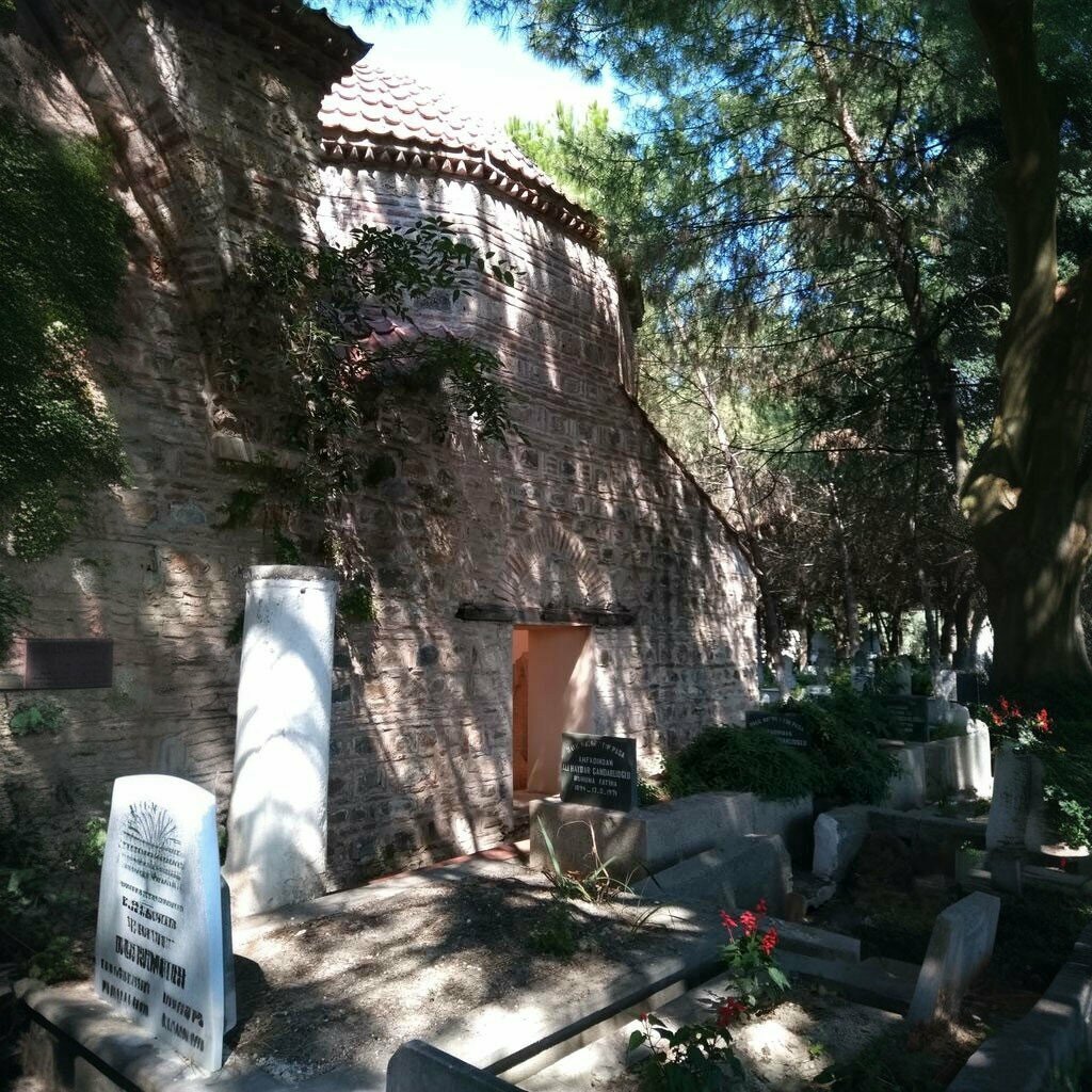 Turistik yerler Çandarlı Hayrettin Paşa Türbesi, İznik, foto