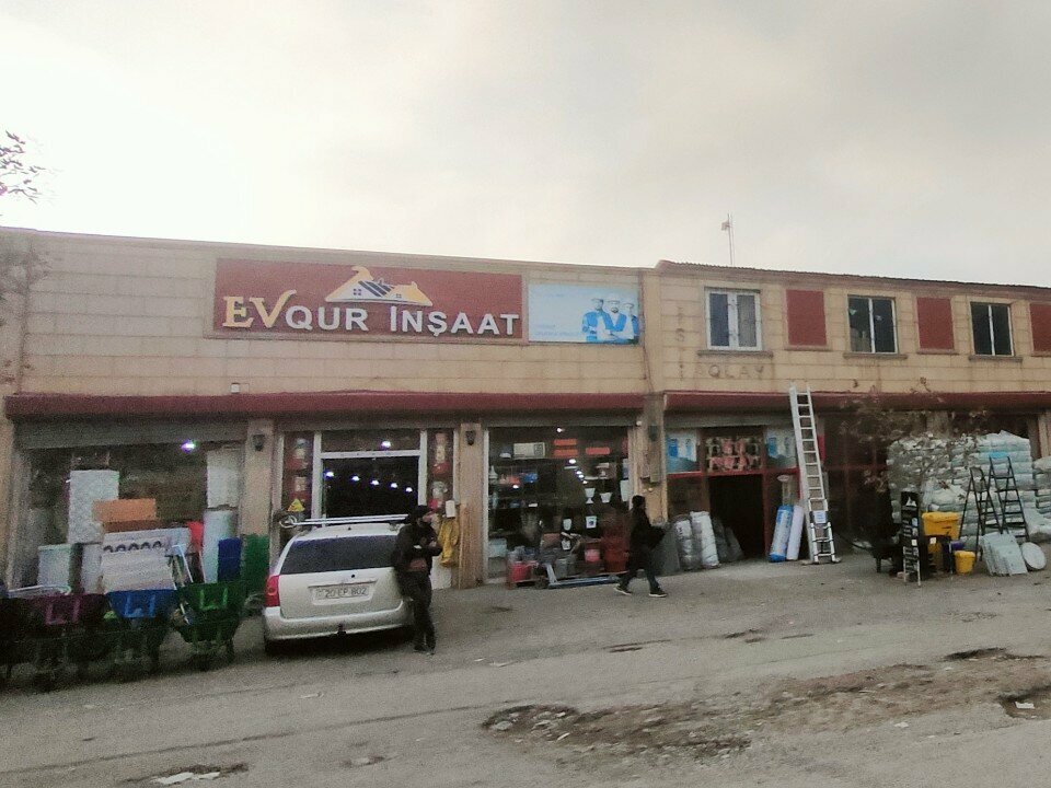 Yapı mağazası İnşaat Materialları, Gence, foto