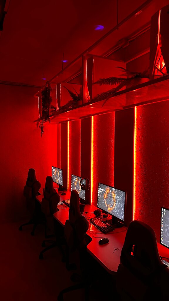 Bilgisayar kulübü Cyber Mart Premium, İşim, foto