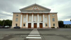 Miners' Cultural Center (Aiteke Bi Street No:46Б), kültür ocakları  Hromtav'dan