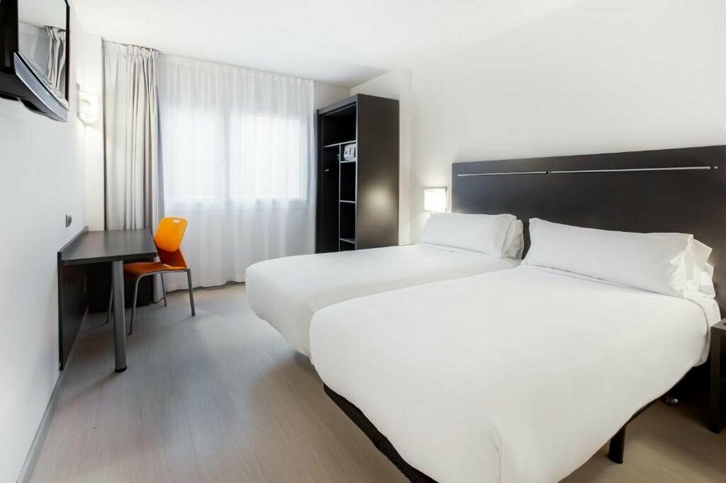 Otel B&b Hotel Barcelona Rubi, Katalonya, foto