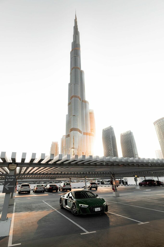 Oto kiralama Just Click Drive, Dubai, foto
