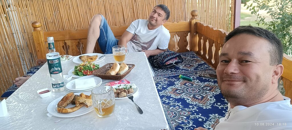 Kantin, yemekhane Дадоджон, Suğd (Sogd) ili, foto