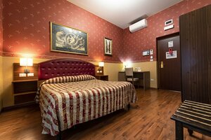 Hotel Villa Romeo (Via Platamone No:8, Catania), otel  Katanya'dan