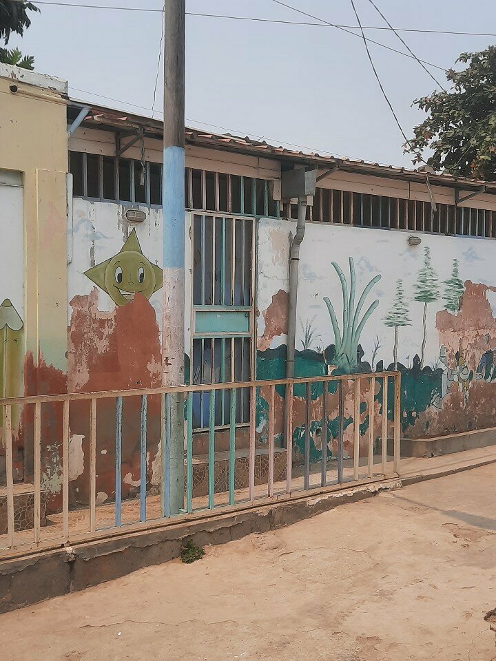 Anaokulları Centro Infantil, Loanda, foto