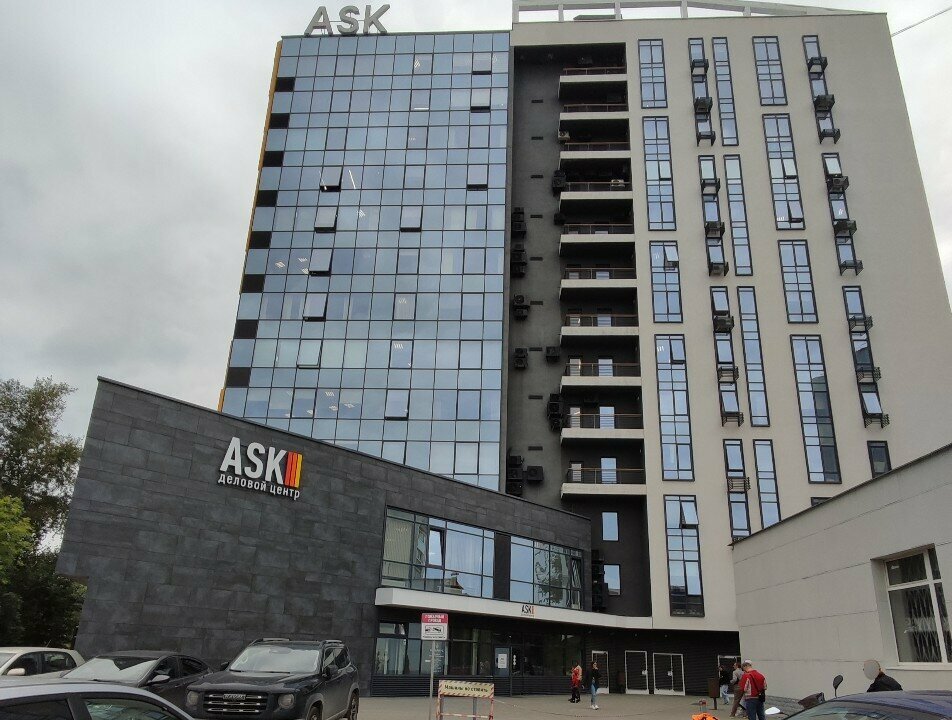 Otomobil yedek parçaları Komplekt-Tehnika, Yekaterinburg, foto