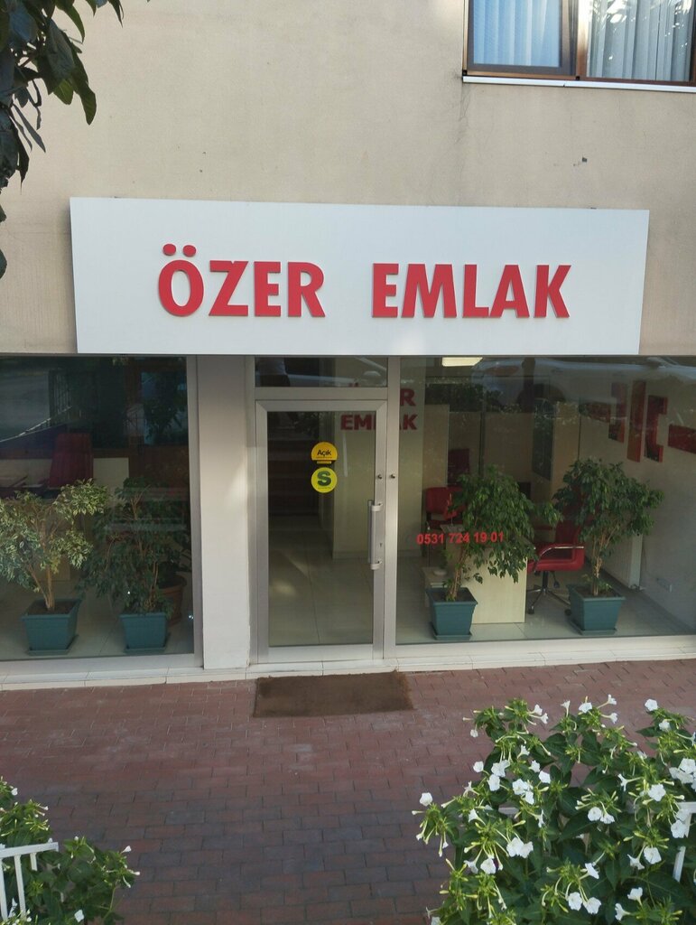 Ticari gayrimenkul alım satımı Özer Emlak, İstanbul, foto