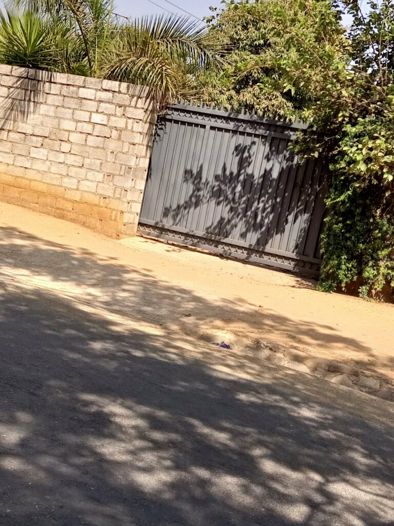 Sivil toplum kuruluşları Mwelwa Mwange Christian Foundation, Lusaka, foto