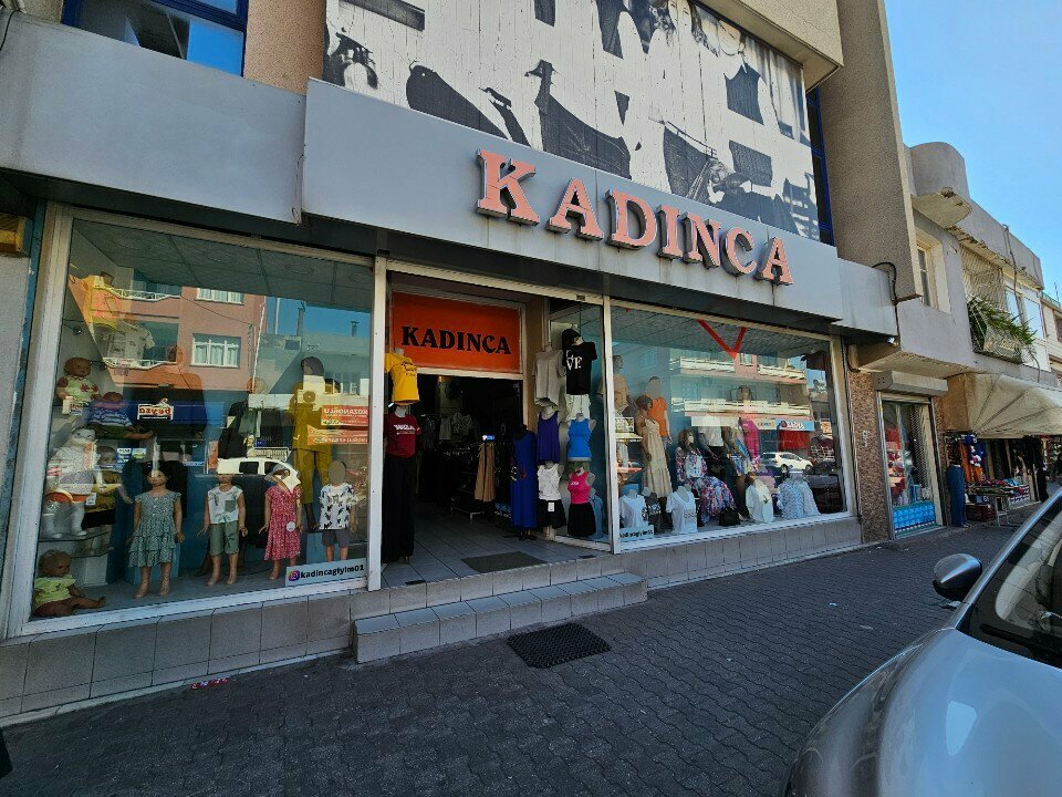 Giyim mağazası Kadınca Giyim, Adana, foto