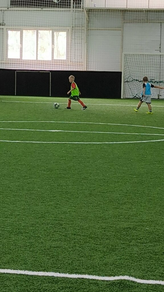 Çok amaçlı spor tesisleri Футбольный манеж, Krasnodar, foto