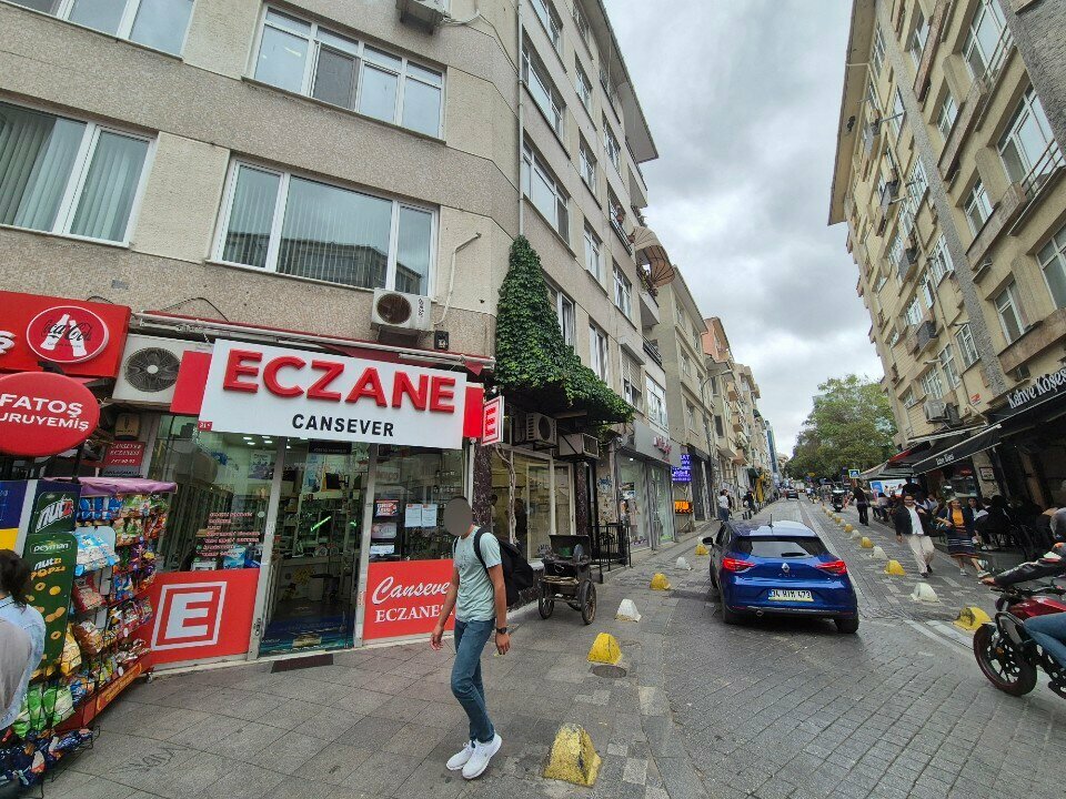 Eczaneler Cansever Eczanesi, İstanbul, foto