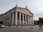 Abdylas Maldybayev Theatre of Opera and ballet (Jusup Abdrakhmanov Street No:167), tiyatrolar  Bişkek'ten