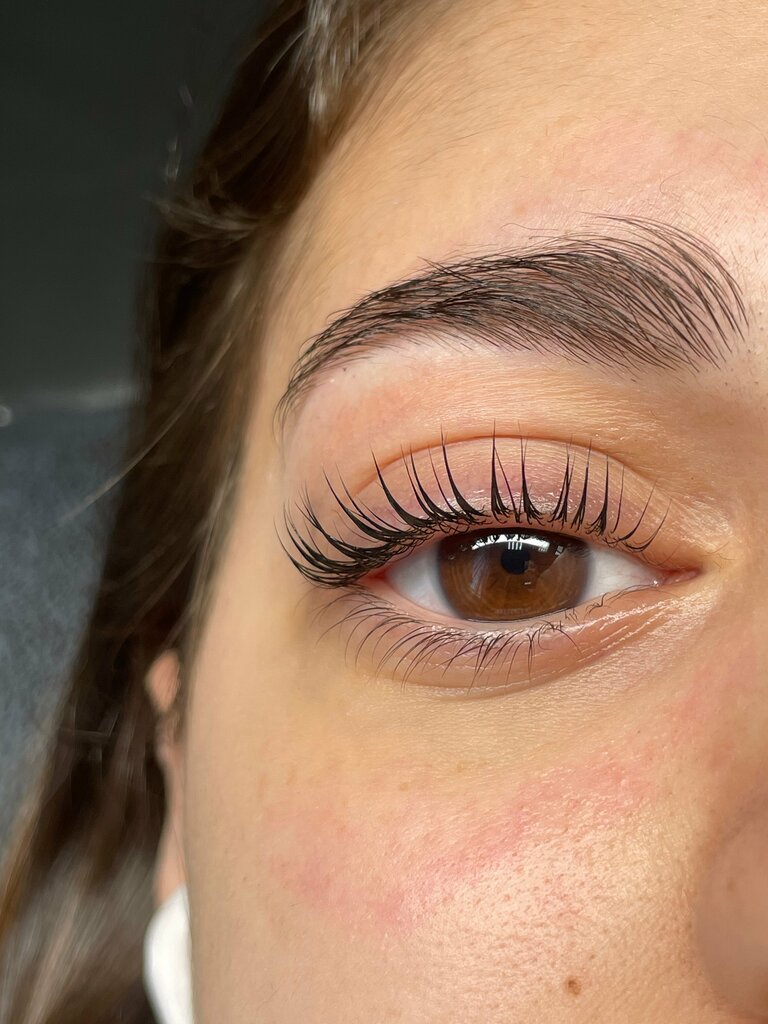 Kaş ve kirpik salonu Julia Lashes Brows, Soçi, foto