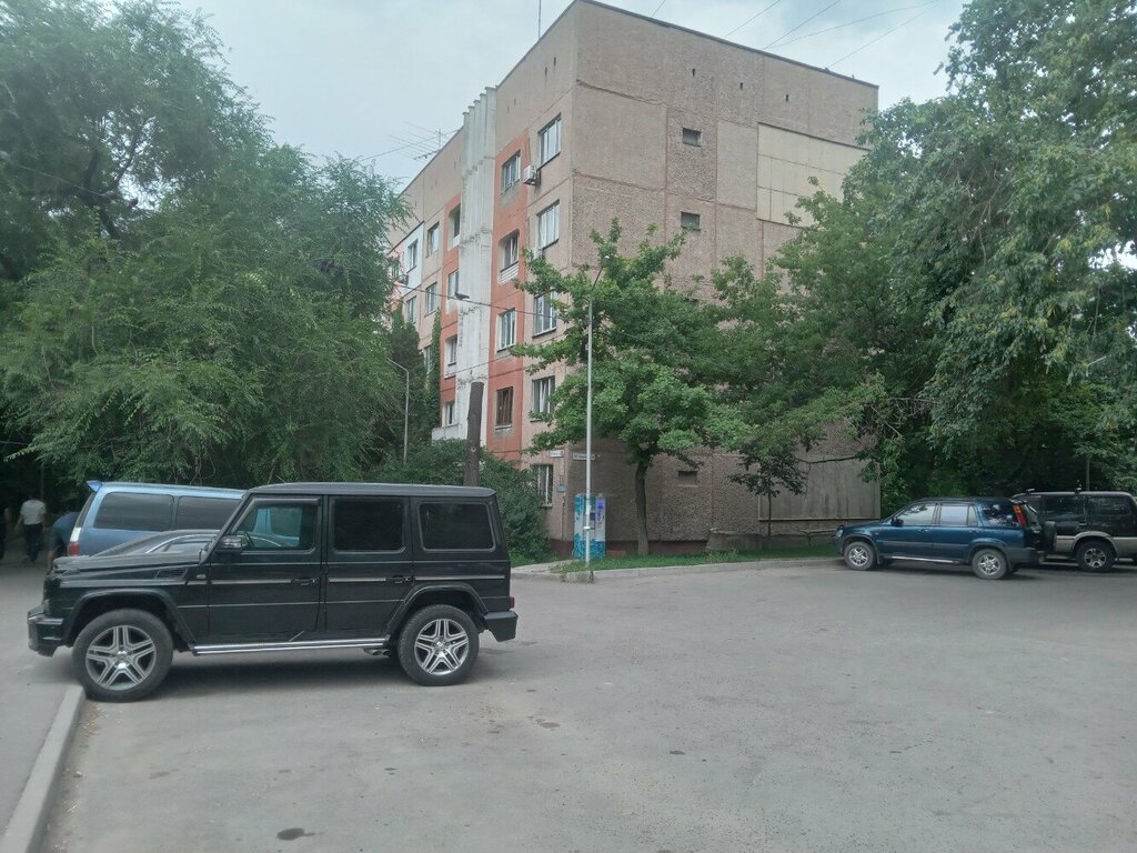 Özel ağız ve diş sağlığı klinikleri ve muayenehaneleri Kagan, Almatı, foto