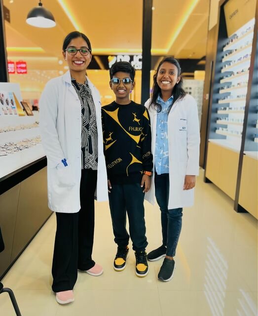 Optik Nest Optical Store, Dubai, foto