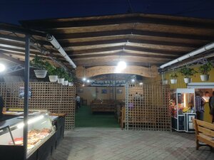 Ханский дворик (улица Карла Маркса No:15, село Морское, Россия), kafe