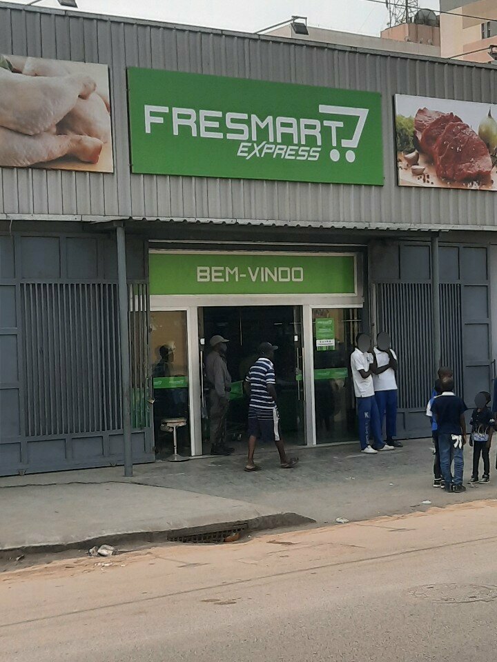 Süpermarket FresMart Express, Loanda, foto