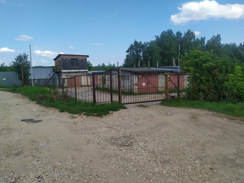 Garajlar Февраль, Kaluga, foto