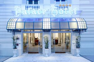 Palace Hotel (Tuscany, province of Florence, Empoli, Via Flavio Gioia, 2), otel  Toskana'dan