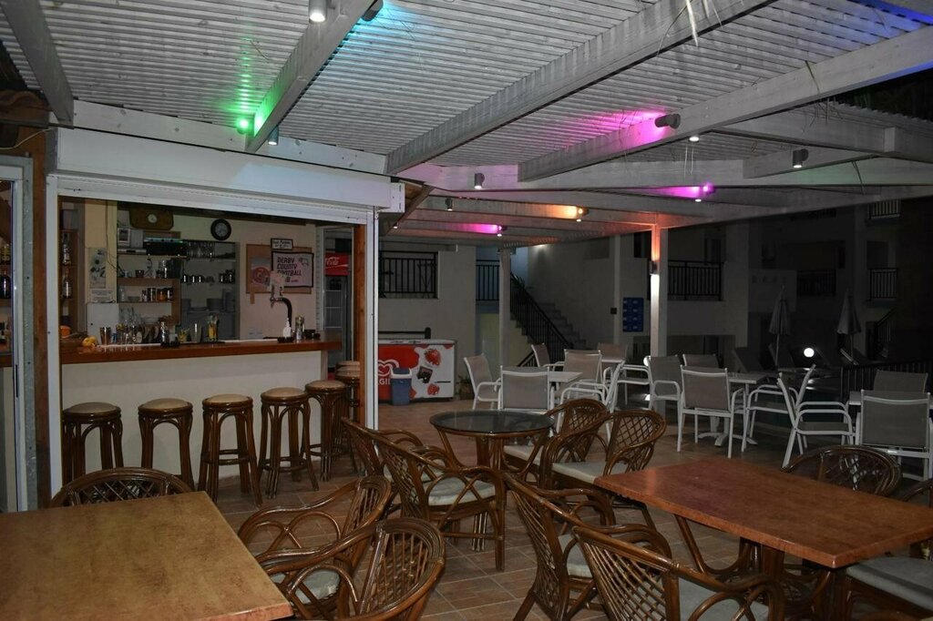 Otel Sunshine Studios & Apartments, Girit, foto