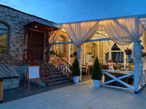 Stary Gorod (Revolyutsii Square No:5), kafe  Zaraysk'tan