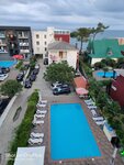 Guest house Ambiance (Davit Agmanenebeli Avenue No:351), otel  Kabuletti'den