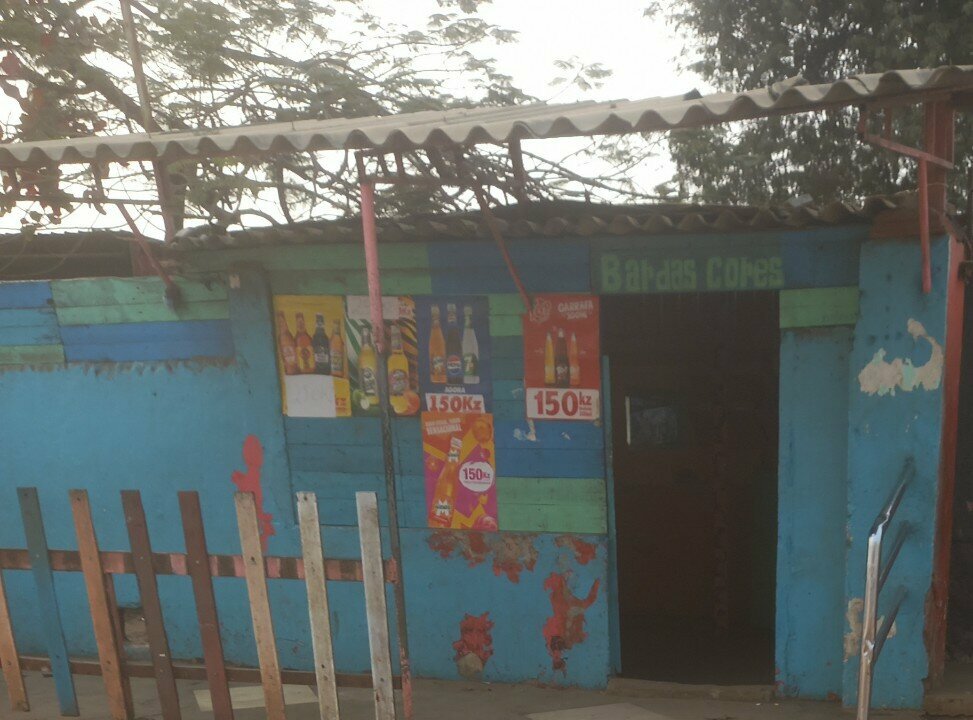 Bar Bar das cores, Loanda, foto