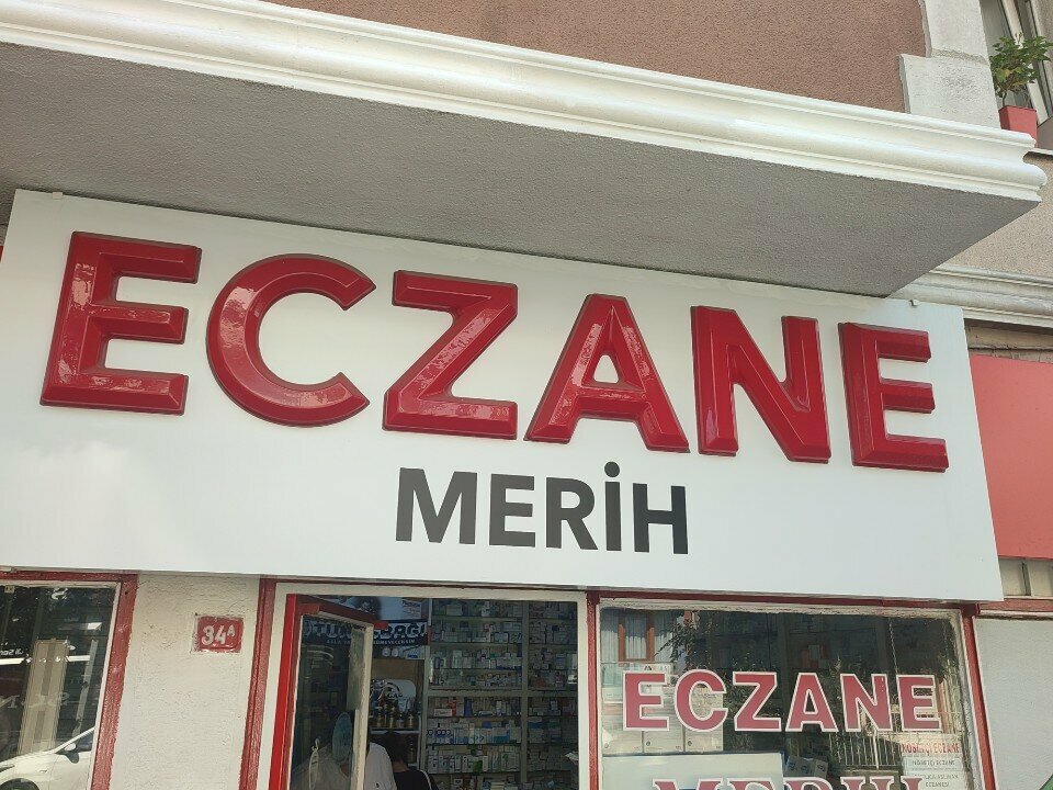 Eczaneler Merih Eczanesi, İstanbul, foto
