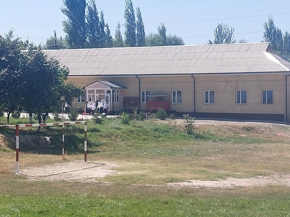 Ortaokul School, Oş İli, foto