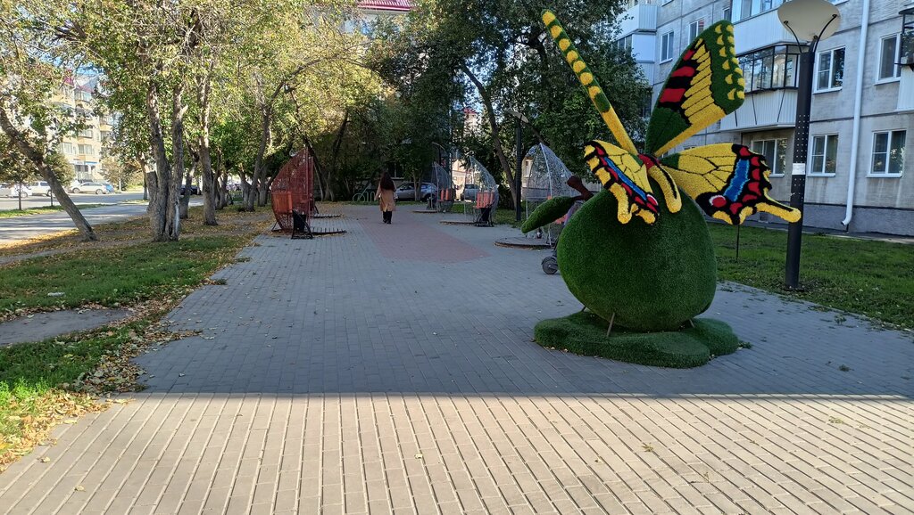 Kültür ve eğlence parkları Яблоневый сквер, Kurgan, foto