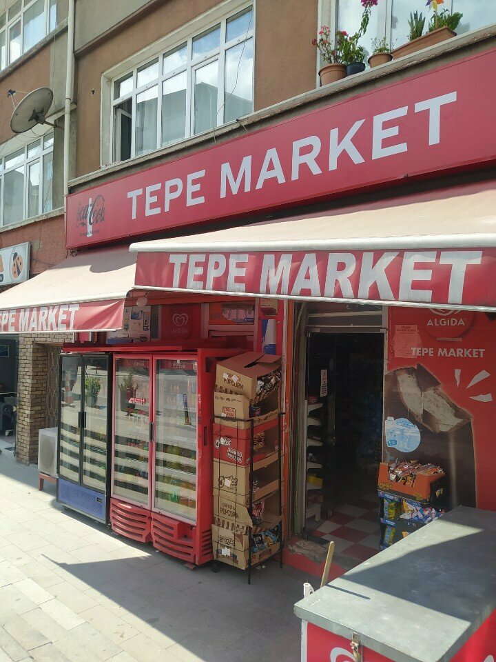 Mini-market Tepe Market, İstanbul, foto