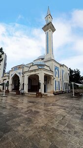 Bahçeşehir Camii (İstanbul, Başakşehir, Avni Akyol Bul., 1), cami  İstanbul'dan