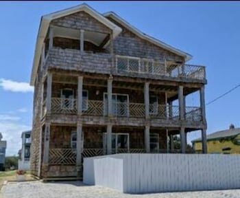 Otel Pierhouse Bed & Breakfast, Kill Devil Hills, foto