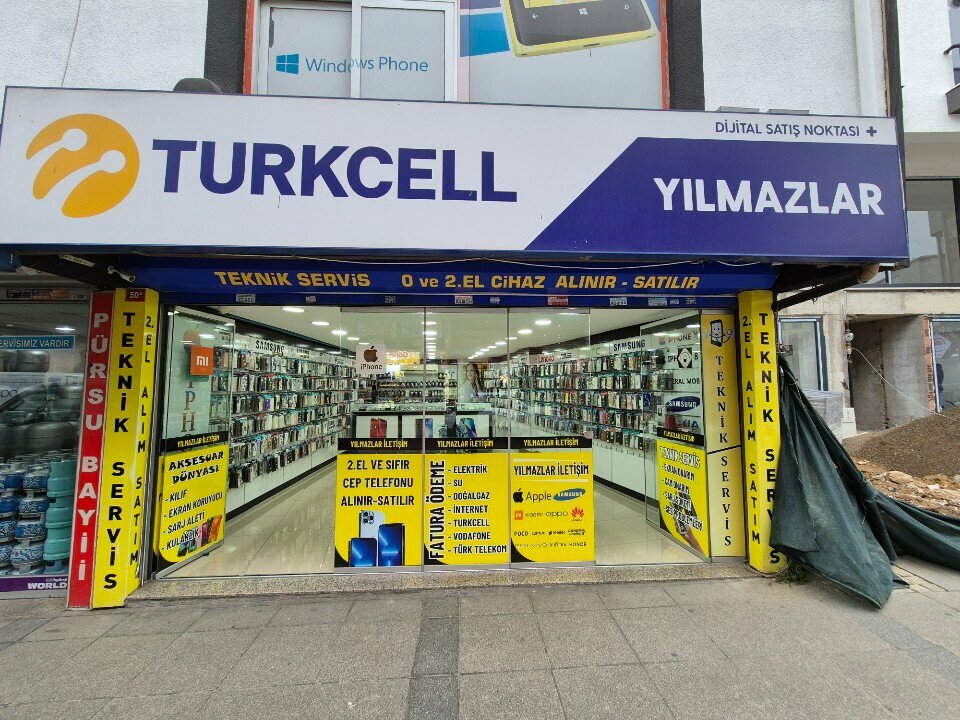 Cep telefonu ve aksesuarları satış mağazaları Turkcell Bayii, İstanbul, foto