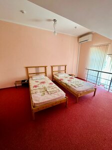 Gemchygina Koktebela (улица Юнге No:8, посёлок городского типа Коктебель), otel  Kırım Cumhuriyeti'nden