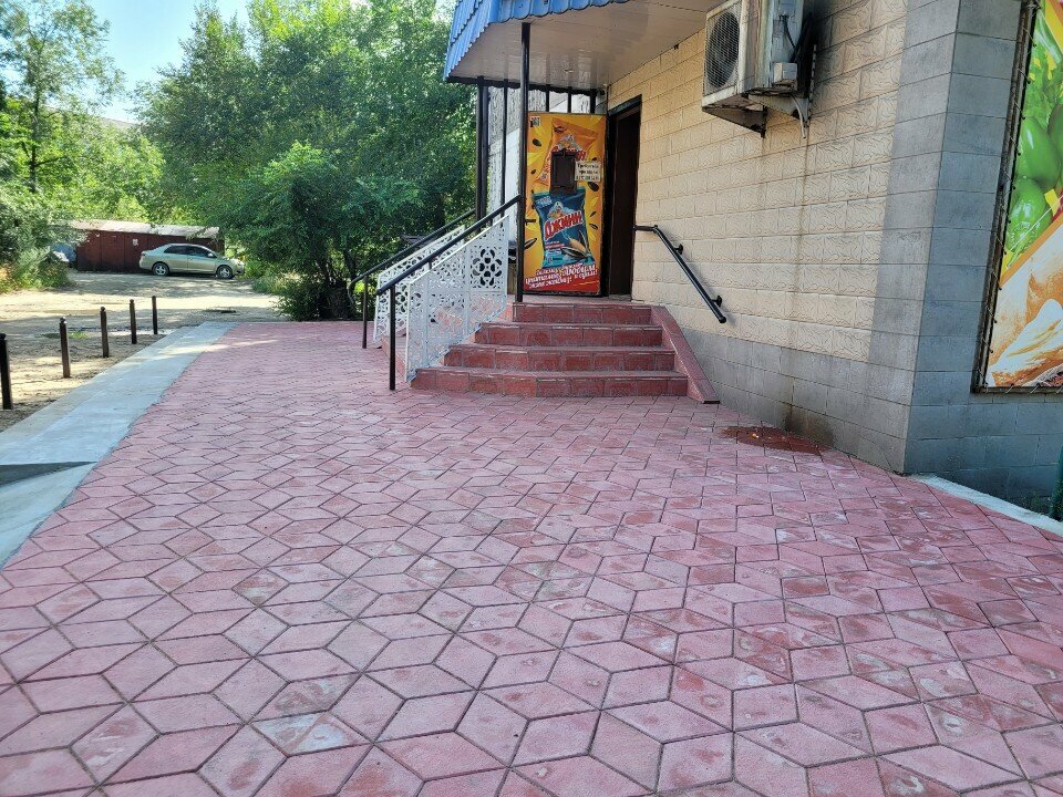 Market Equius, Semey, foto