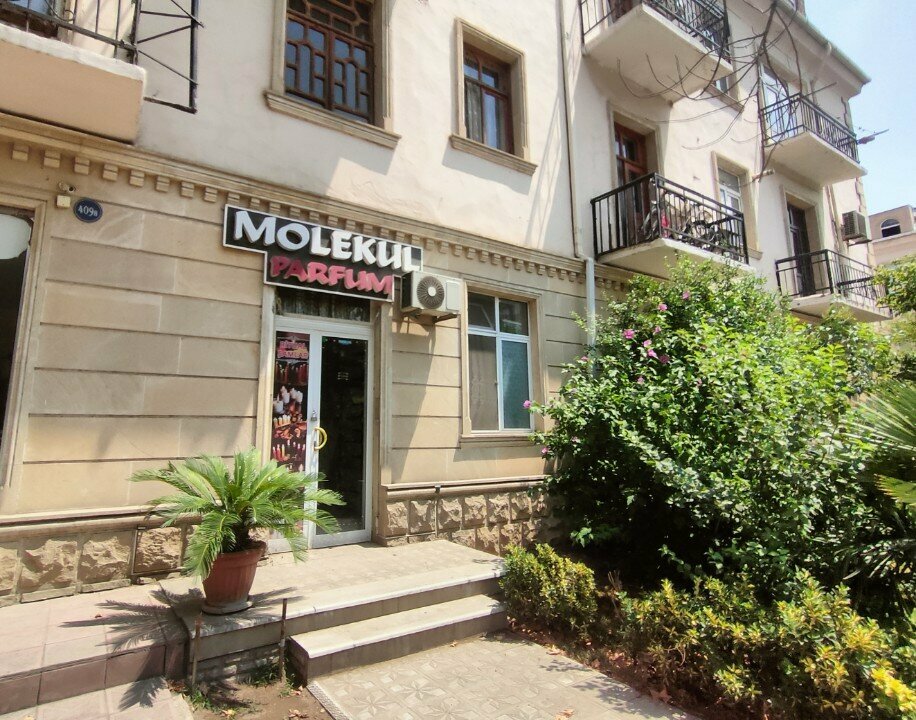 Kozmetik ve parfümeri mağazaları Molekul Parfüm, Gence, foto
