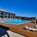 Атмосфера (Rifovaya ulitsa No:64, Posyolok Livadiya Microdistrict), resort oteller, tesisler  Nahodka'dan