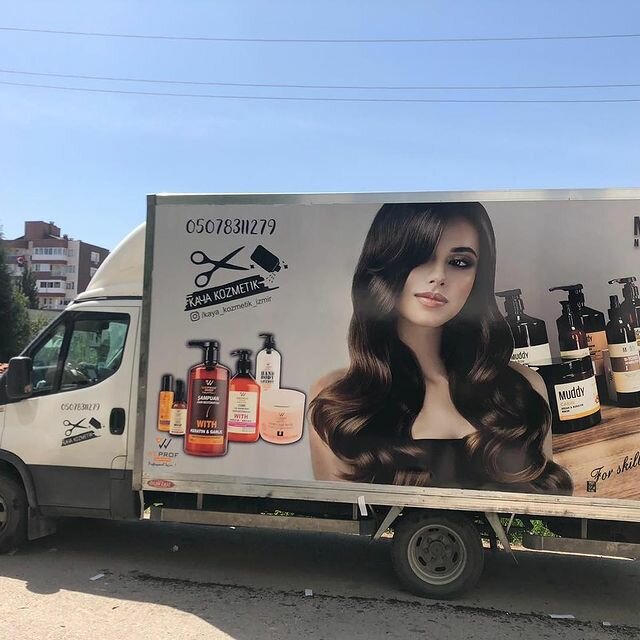 Kozmetik ve parfümeri mağazaları Uğur Işık Kozmetik, İstanbul, foto